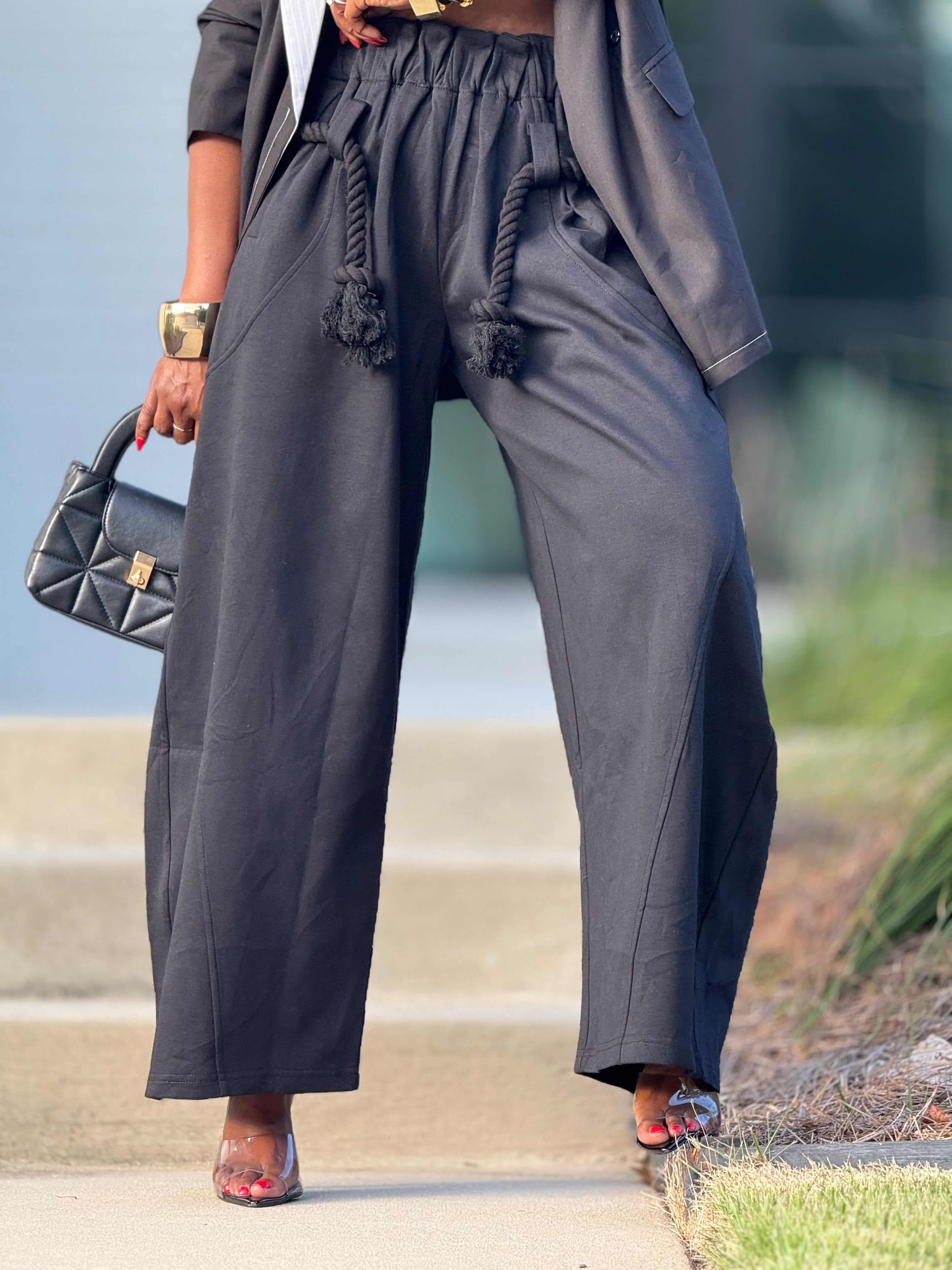 LUXE “Comfort Zone” Joggers (Preorder) – InsideOut